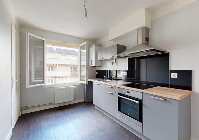 Appartement à louer - Rodez, Amphithéatre - 3 pièces - 2 chambres