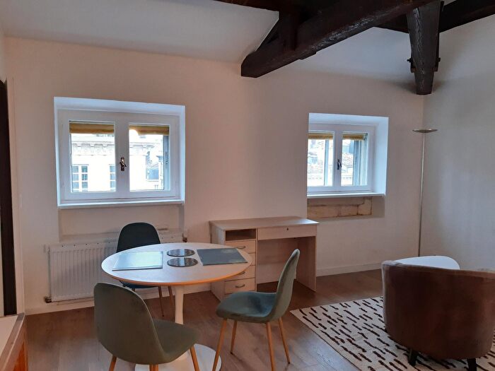 Bordeaux, Quinconces, Grands Hommes, Tourny : Appartement 1 pièce à louer