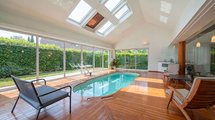 Maison à vendre - Chambray-lès-Tours - 7 pièces - 4 chambres