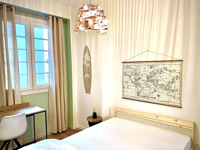 Appartement à louer - Place dArmes, Toulon - 1 pièce