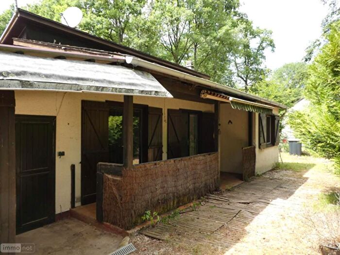 La Selle-en-Hermoy : Maison 2 pièces à vendre
