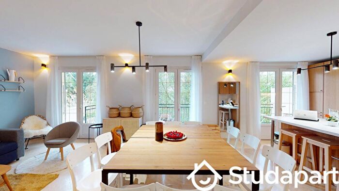 Appartement à louer - Epinettes, Issy-les-Moulineaux - 1 pièce - 2 chambres