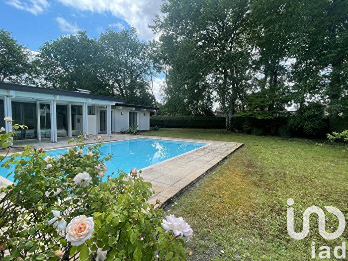 Maison à vendre - Saint-Jean-dIllac - 8 pièces - 4 chambres