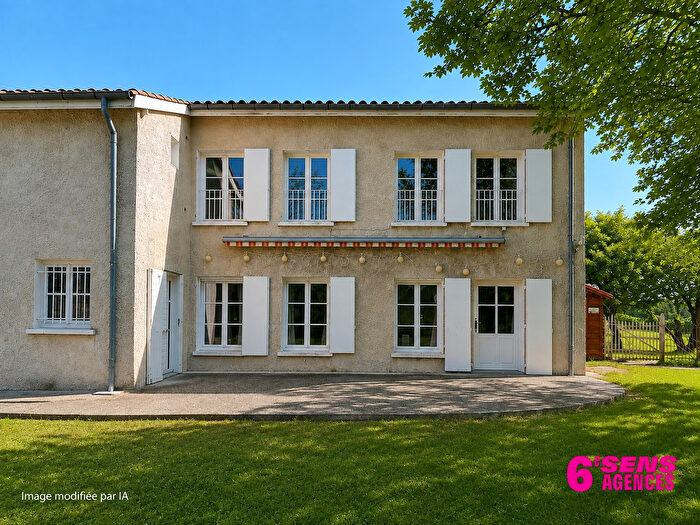 Chaponost : Maison 9 pièces à vendre
