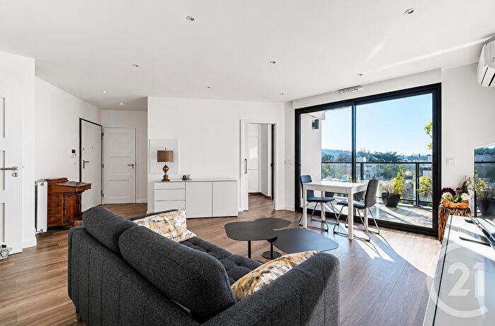 Saint-Maur-des-Fossés, La Varenne : Appartement 3 pièces à vendre