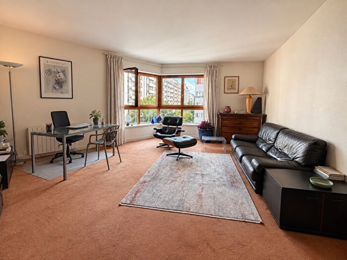 Appartement 2 pièces à Paris 14ème, à vendre