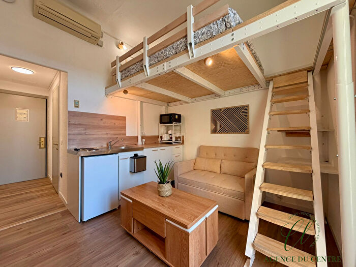 Nice, Thiers, Musicien : Appartement 1 pièce à louer