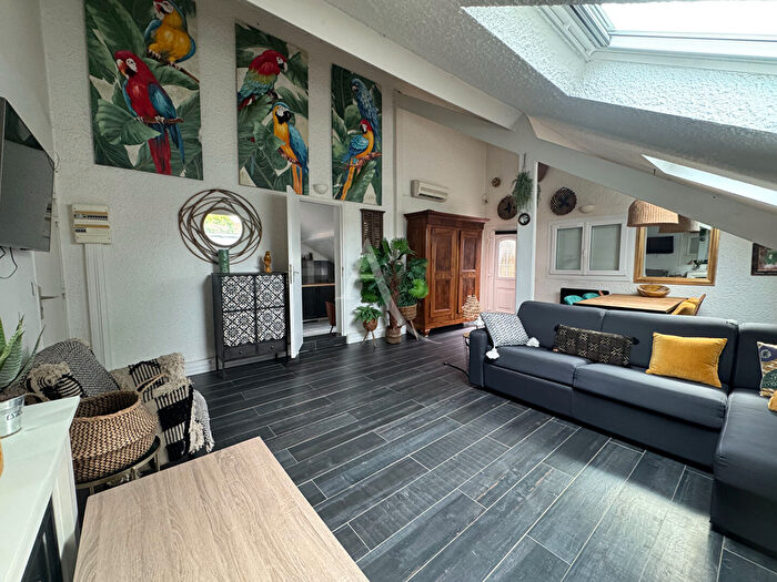 Appartement 1 pièce à louer - Verrières-le-Buisson, Gros Chênes, Noisette, Tombeau de Molé