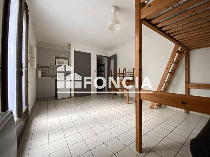 Appartement à louer - Ile Verte, Grenoble - 1 pièce