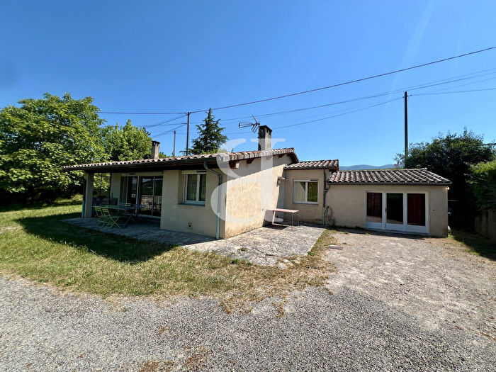 Maison 4 pièces à Bourdeaux, à vendre