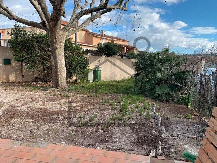 Appartement à louer - Estroublans, Vitrolles - 3 pièces - 2 chambres