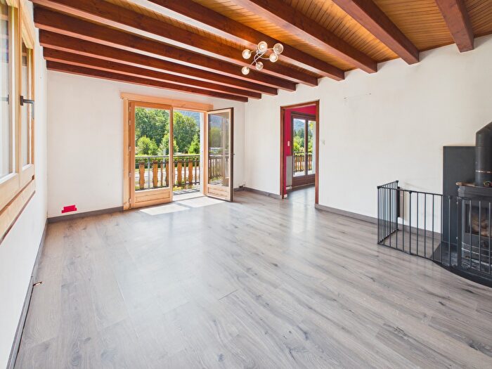 Appartement 5 pièces à Verchaix, à vendre