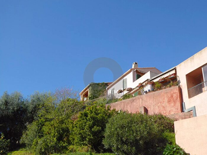 Maison à vendre - Menton, Haut Borrigo, Saint-Paul-Garavan, Vallée de Gorbio - 4 pièces - 3 chambres