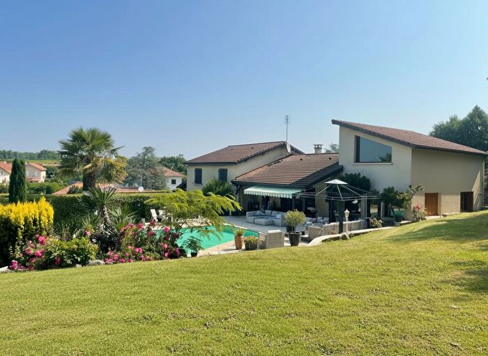 Maison à vendre - Sathonay-Village - 6 pièces - 3 chambres