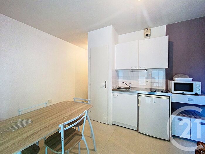 Appartement 1 pièce à Cholet, Notre Dame, à louer