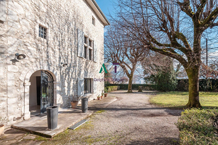 Maison à vendre - Claix - 9 pièces - 6 chambres