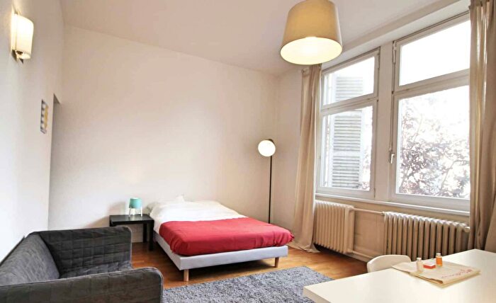 Appartement à louer - Forêt Noire Centre, Strasbourg - 1 pièce