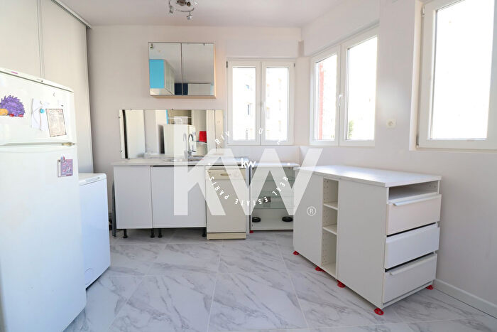 Appartement 2 pièces à vendre à Vanves, Centre Saint-Rémy