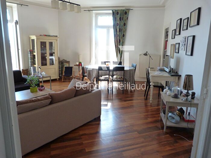 Appartement 4 pièces à Grenoble, Centre-ville, à louer