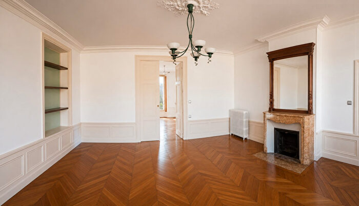 Appartement 5 pièces à Orléans, Bourgogne, Saint-Euverte, à vendre