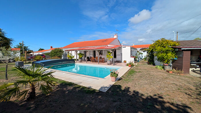 Beauvoir-sur-Mer - Maison 5 pièces à vendre