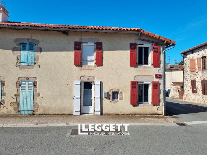 Maison à vendre - Brillac - 6 pièces - 3 chambres