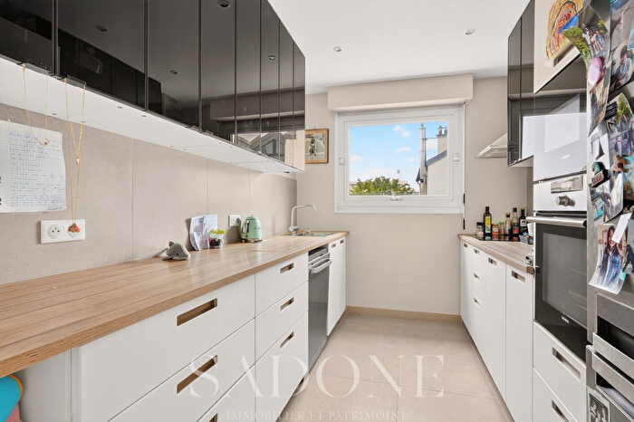 Neuilly-sur-Seine, Parc de Neuilly - Appartement 5 pièces à vendre