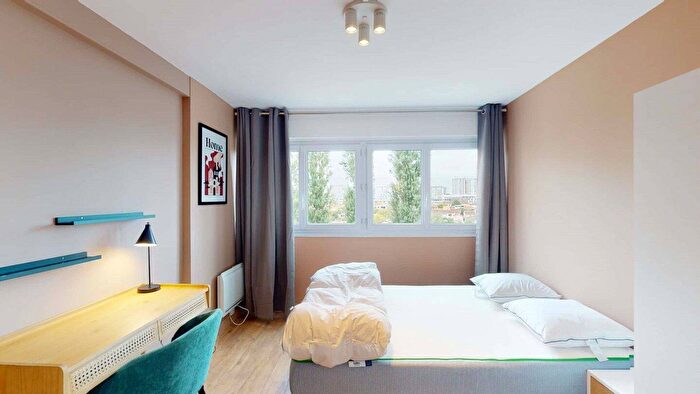 Appartement à louer - Jean-Jaures-Ravezie, Le Bouscat - 1 pièce