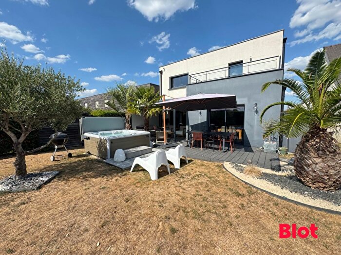 Maison 6 pièces à Pont-Péan, à vendre