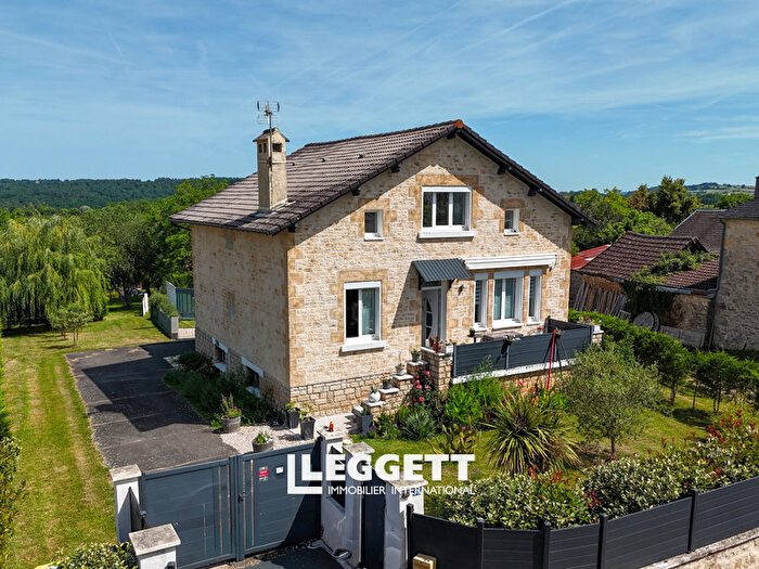 Beauregard-de-Terrasson : Maison 6 pièces à vendre