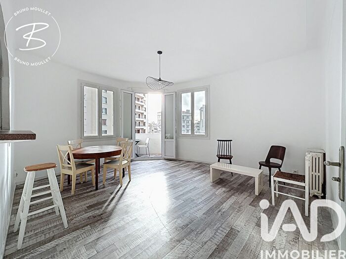 Appartement à vendre - Toulon, Saint-Roch - 3 pièces - 2 chambres