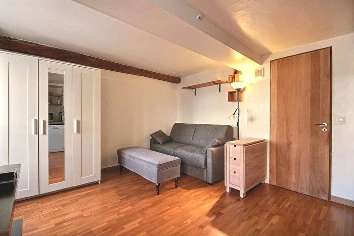 Appartement à louer - Salpêtrière-Austerlitz, Paris ème arrondissement - 1 pièce