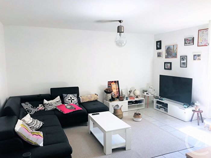 Appartement à louer - Vauvert - 3 pièces - 2 chambres