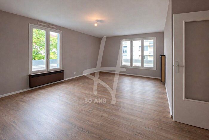 Appartement à louer - Centre Ville, Montigny-lès-Metz - 4 pièces - 3 chambres