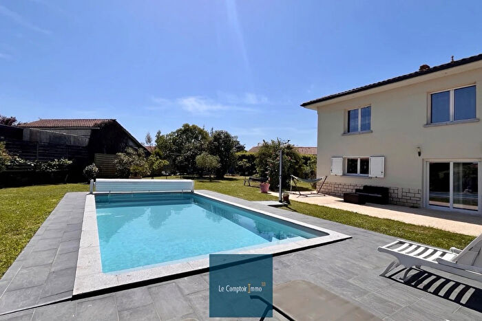Maison 7 pièces à vendre - Sainte-Eulalie