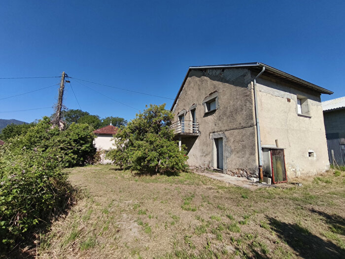 Maison 4 pièces à Champagne-en-Valromey, à vendre