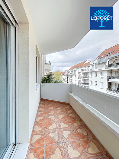 Appartement 3 pièces à vendre - Noisy-le-Grand, Centre-ville