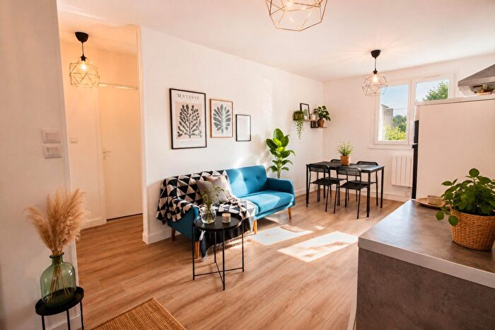 Appartement 4 pièces à vendre - Villeurbanne, Croix Luizet