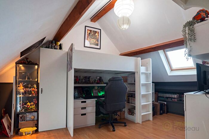 Appartement 4 pièces à Linas, à vendre