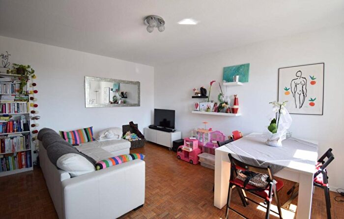 Appartement à louer - La Rode, Toulon - 3 pièces - 2 chambres