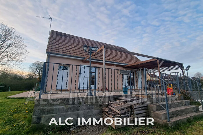Maison 6 pièces à La Mesnière, à vendre