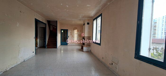 Maison à vendre - Périgueux, Saint-Georges - 7 pièces - 2 chambres