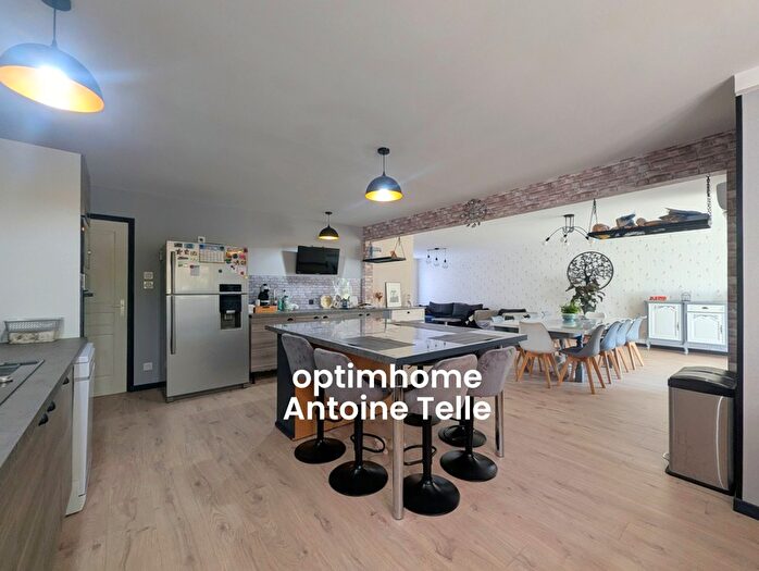 Maison à vendre - Pommereuil - 10 pièces - 3 chambres