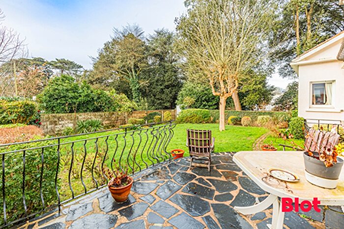 Maison à vendre - Nantes, Sainte-Thérèse, Rond-Point de Vannes - 6 pièces - 4 chambres