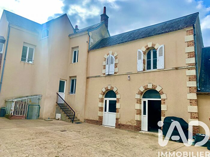 Maison à vendre - Bessé-sur-Braye - 5 pièces - 4 chambres
