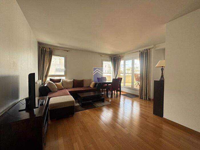 Courbevoie : Appartement 2 pièces à louer