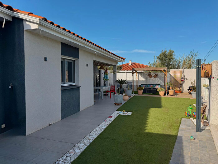 Maison à vendre - Tresserre - 4 pièces - 3 chambres