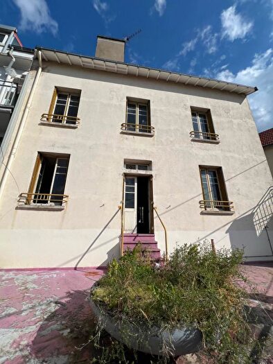 Chamalières, Montjoly : Maison 11 pièces à vendre