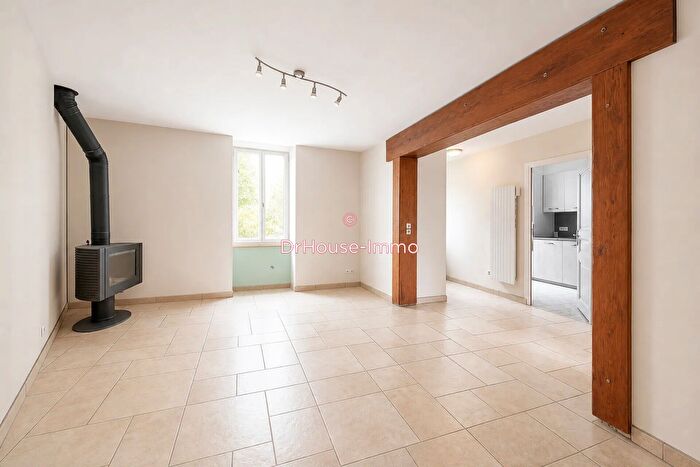 Maison 4 pièces à vendre à Villeneuve-le-Comte