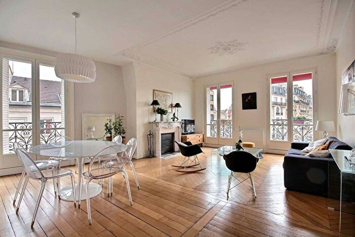 Appartement 3 pièces à Saint Placide, Paris 6ème arrondissement, à louer